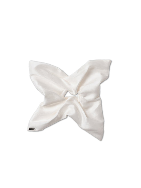 Silk Square Medium Scrunchie – heyep